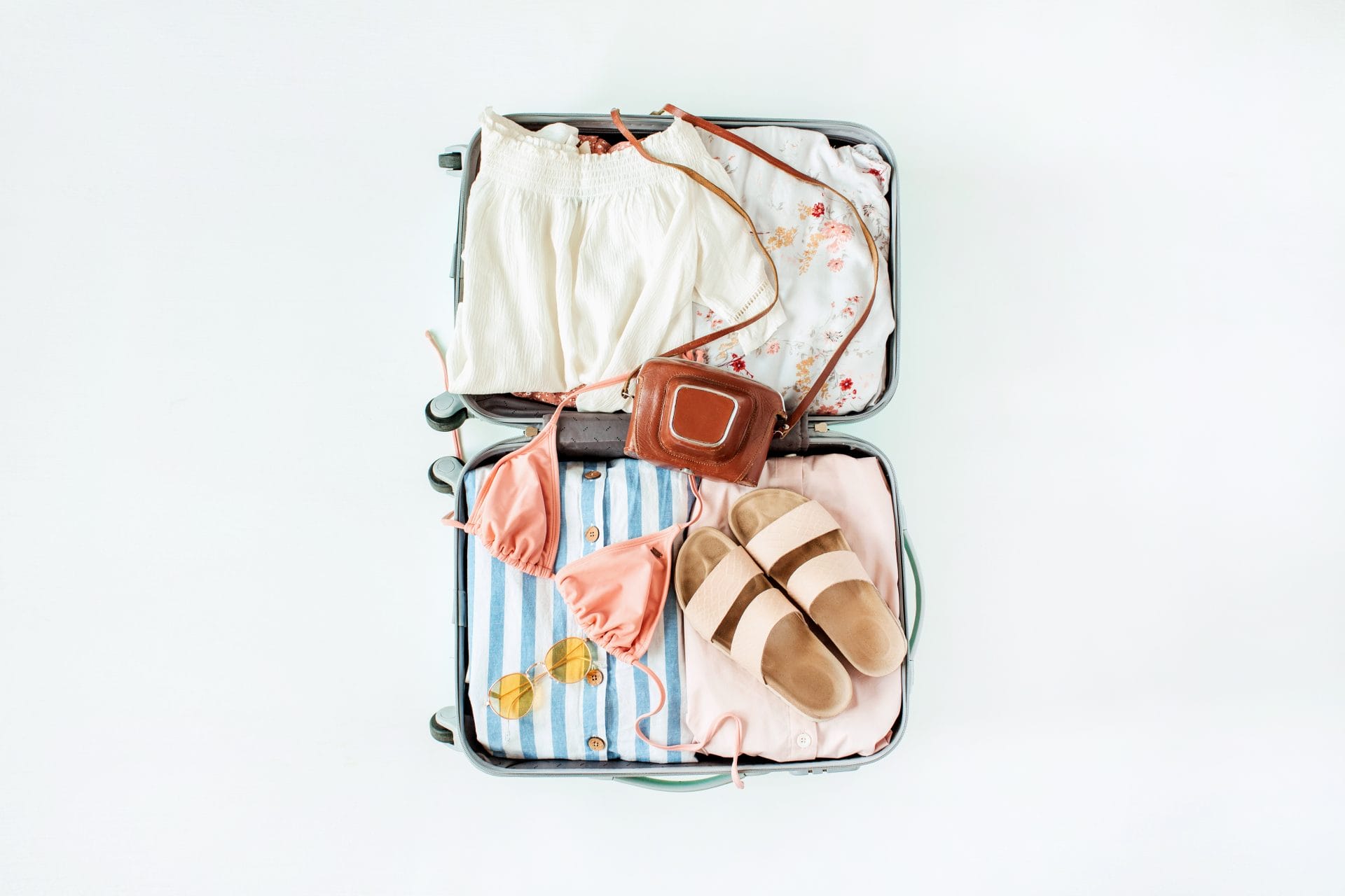 Cut The Packing Chaos With The Ultimate Summer Packing List Guide ...